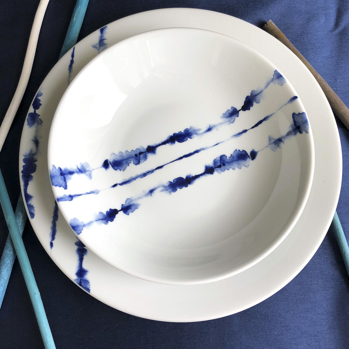 Assiette creuse en porcelaine 21cm décor bleu - AZURA - Bruno Evrard